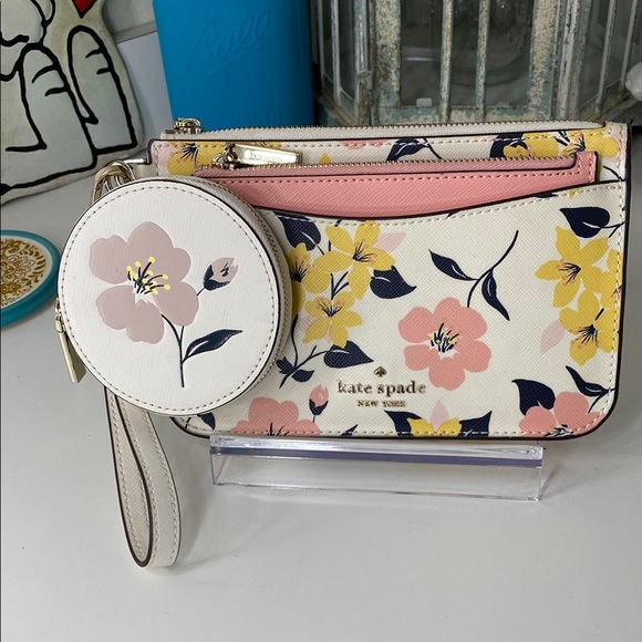 kate spade | Bags | Kate Spade Staci Lilly Bloom Double Wristlet With ...